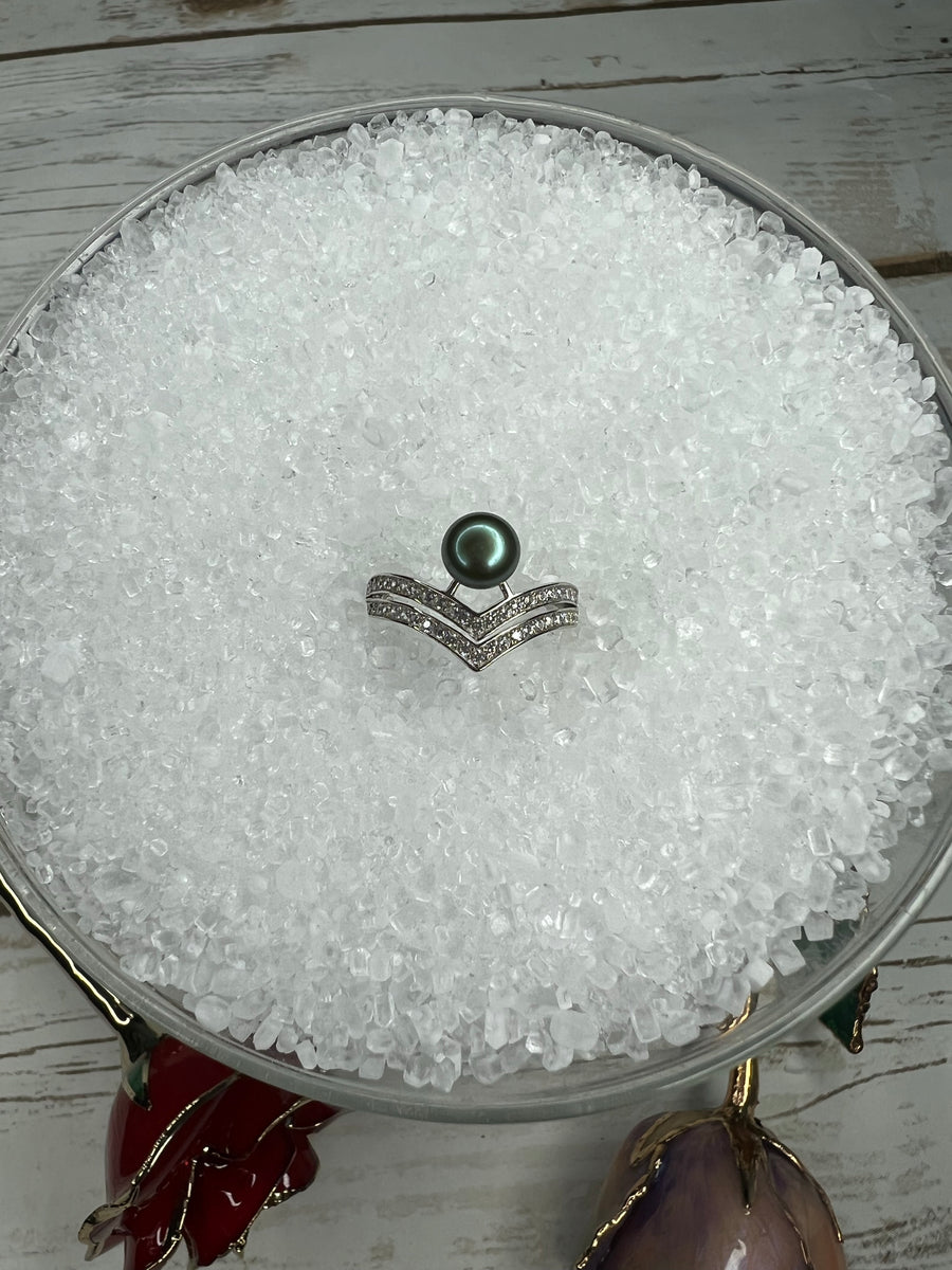 Double Point Ring – RoseLee Crystals and Pearls LLC